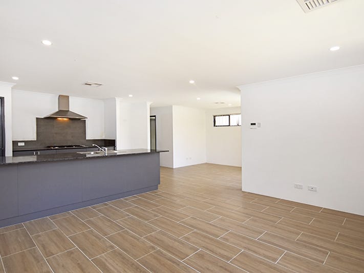 7 Ladybower Vista, Aveley, WA 6069 - Property Details