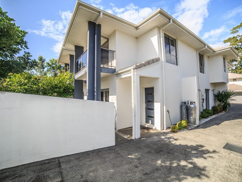 2/60 Broad Street, Labrador, Qld 4215 - Property Details