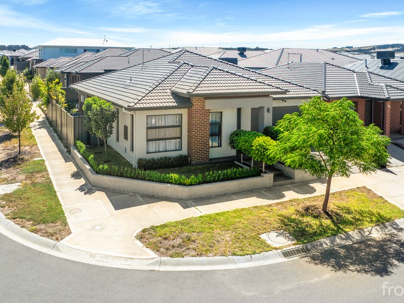 1 Caprara Street, Kalkallo, Vic 3064 - Property Details