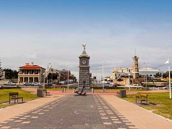 2/10 Albert Street, Semaphore, SA 5019 - Property Details