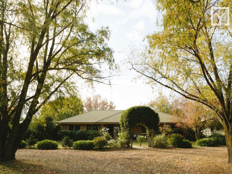 250 Zeerust Rd, Zeerust, Vic 3634 - Property Details