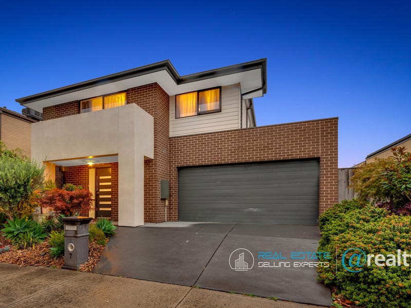 7 Springleaf Avenue, Clyde North, Vic 3978