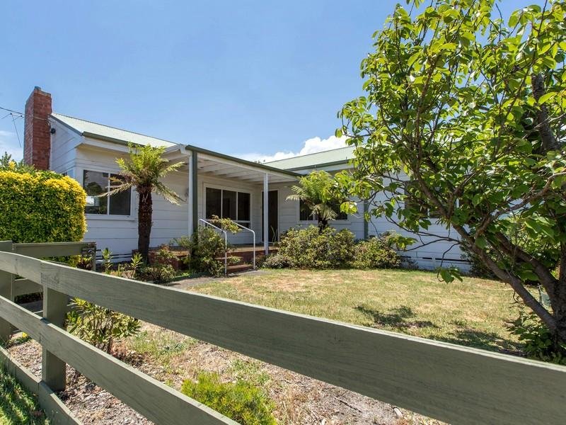 1 Helm Street, Aspendale, VIC 3195 - realestate.com.au