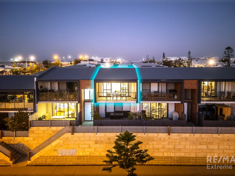 12/50 Commander Drive, Alkimos, WA 6038 - Property Details