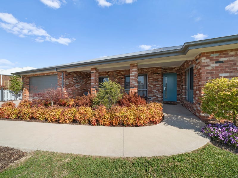 16 Maple Tree Boulevard, Mansfield, Vic 3722 - Property Details