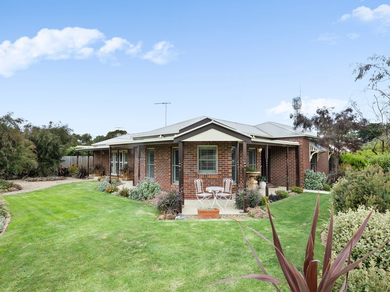 10 Murray Street, Newcomb, Vic 3219 - Property Details