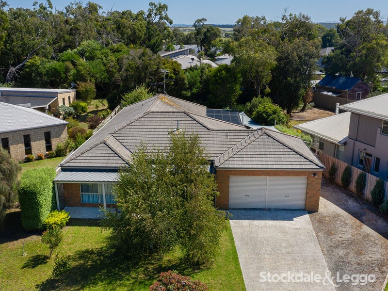 10 Melaleuca Mews, Inverloch, VIC 3996 - realestate.com.au