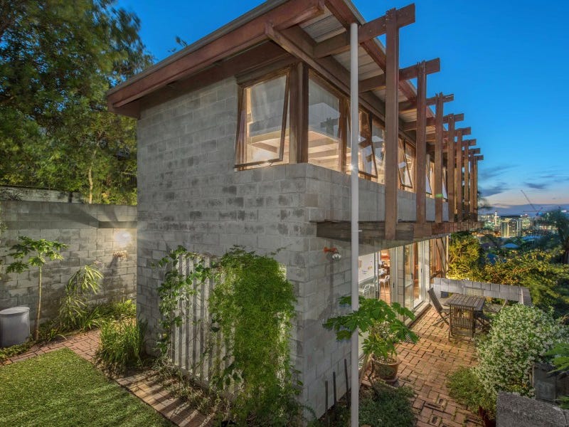 36 Teneriffe Drive, Teneriffe, Qld 4005 - Property Details