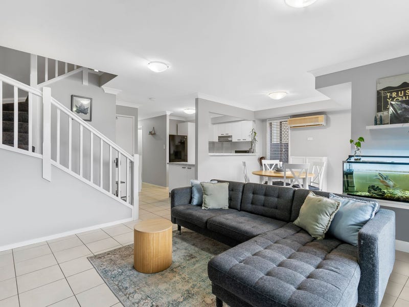 5/6-32 University Drive, Meadowbrook, Qld 4131 - Property Details