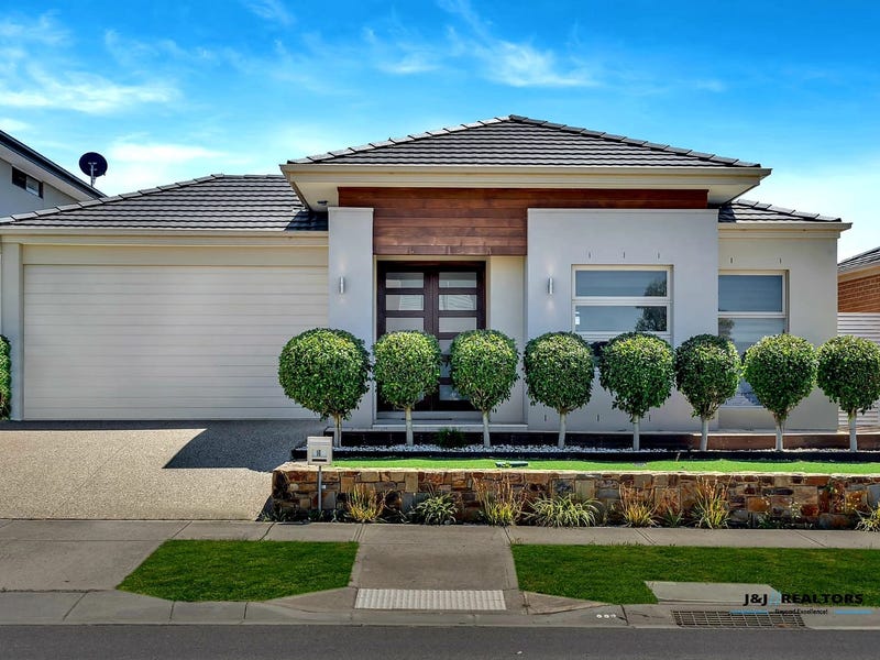 16 Sikes Road, Clyde North, VIC 3978 - realestate.com.au