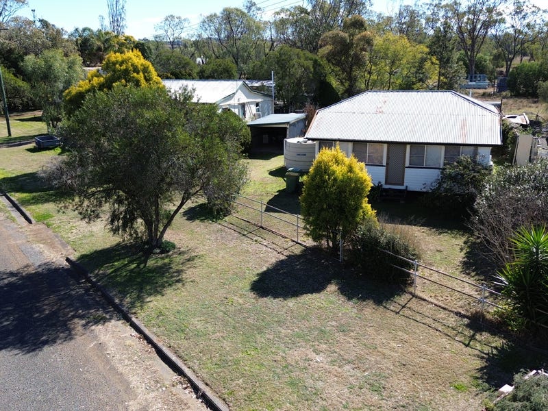 13 Daly Street, Quinalow, Qld 4403 - Property Details