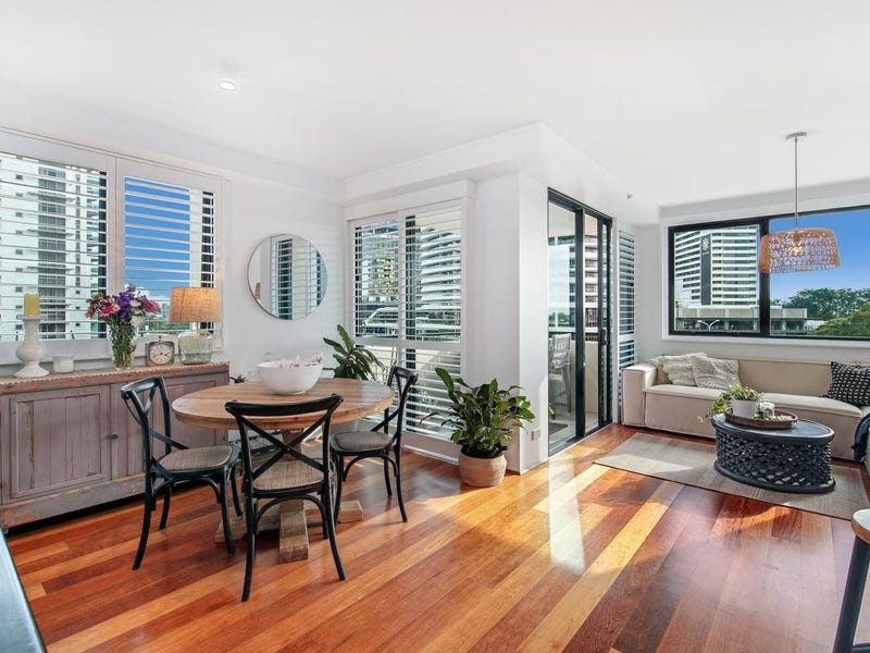 301/2685-2689 Gold Coast Highway, Broadbeach, Qld 4218 - Property Details