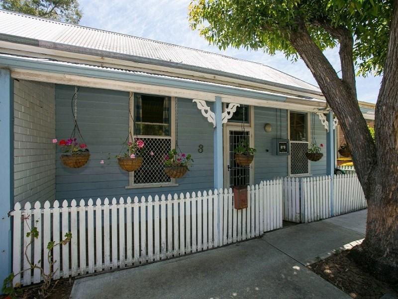 3 Reuben Street, Beaconsfield, WA 6162 - Property Details