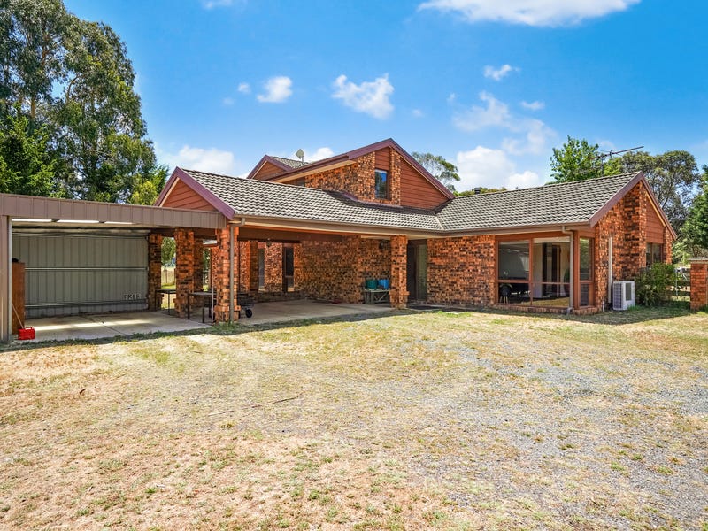 208 Gordon Egerton Road, Gordon, Vic 3345 - Property Details