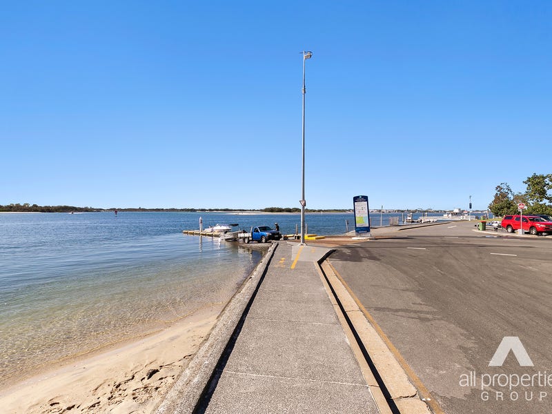 26/160-162 Frank Street, Labrador, Qld 4215 - Property Details