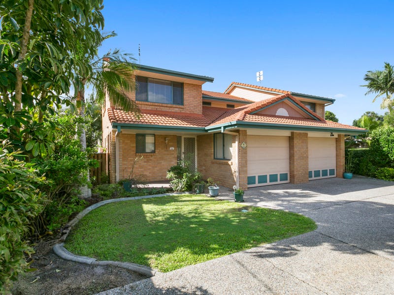 4/15 Gordon Street, Labrador, Qld 4215 - Property Details