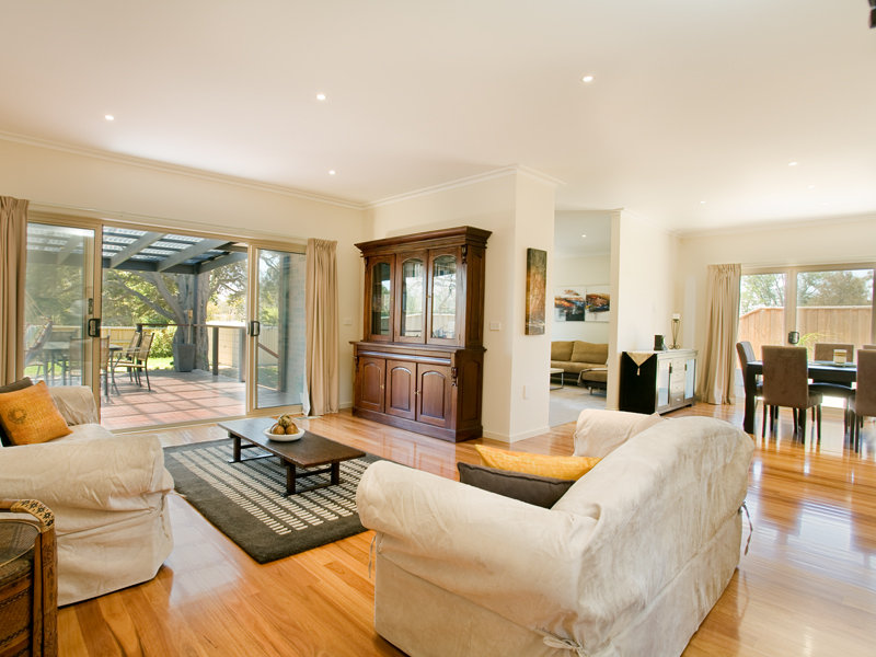 4 Terrace Way - Springthorpe Estate, Macleod, Vic 3085 - Property Details