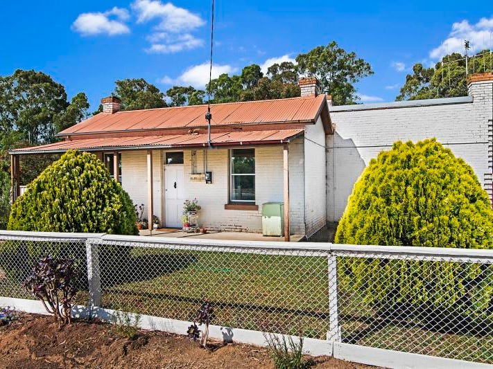 33 Belle Vue Road, Golden Square, VIC 3555 - realestate.com.au