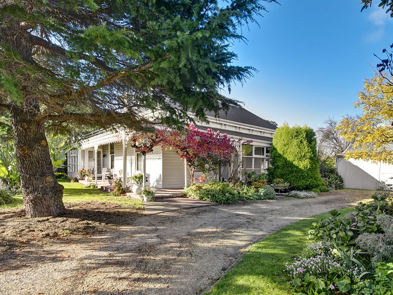 26 Spring Street, Belmont, Vic 3216 - Property Details