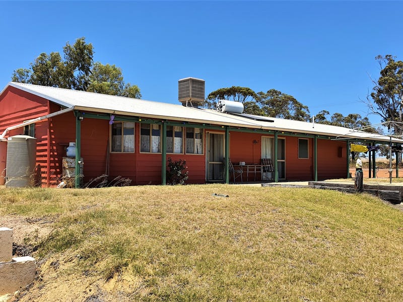 74 Miling Road, Yerecoin, WA 6571 - Property Details