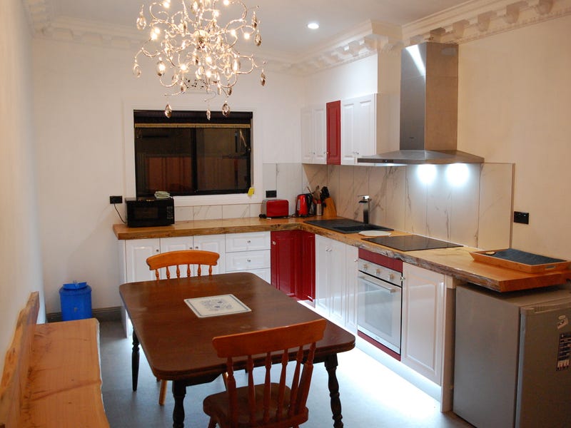 86 Queen Street, Colac, Vic 3250 - Property Details