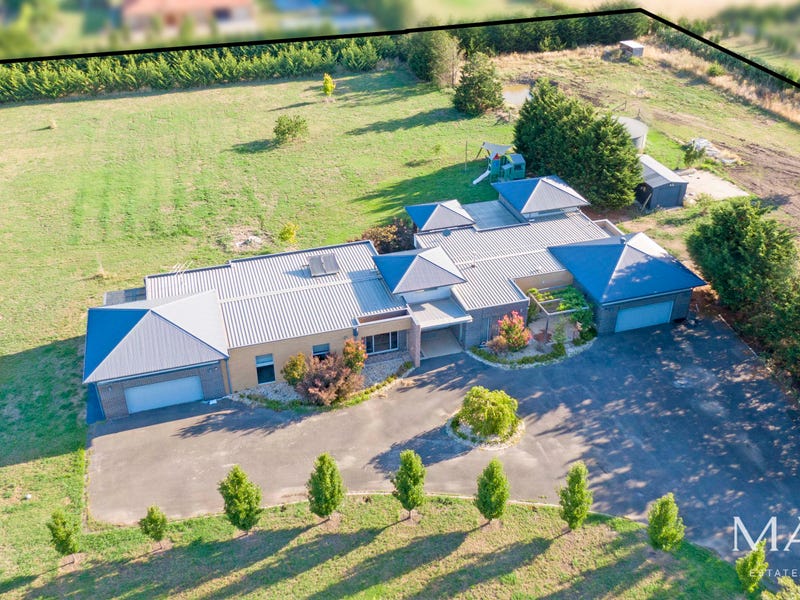 6 Rangeview Close, Mickleham, Vic 3064 - Property Details