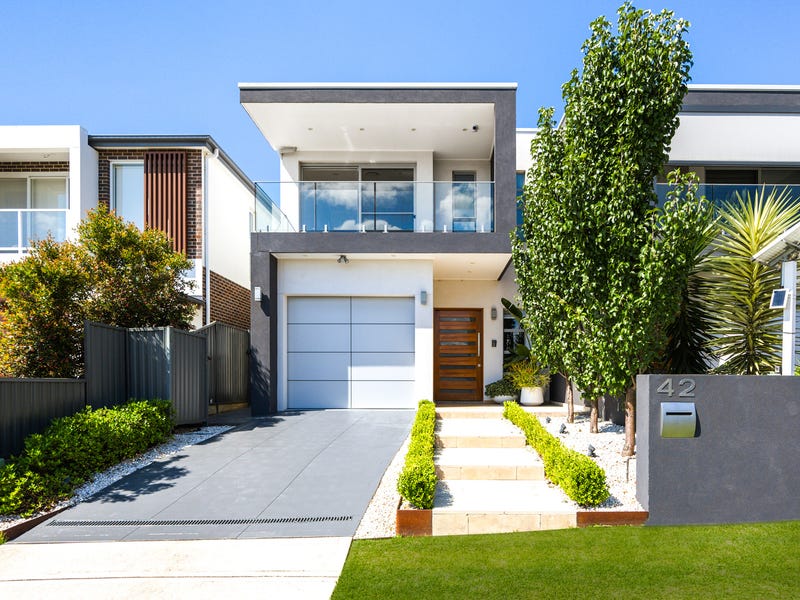 Houses for Sale in East Hills, NSW 2213 - realestate.com.au