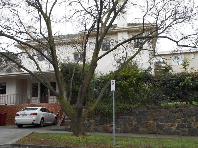 46 Clendon Road, Toorak, VIC 3142 - realestate.com.au