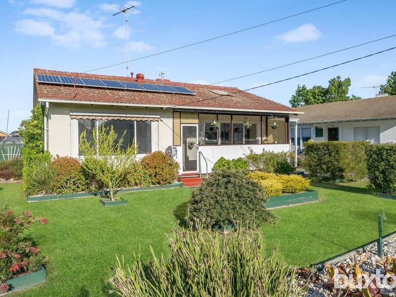 4 Georgia Grove, Corio, Vic 3214 - Property Details