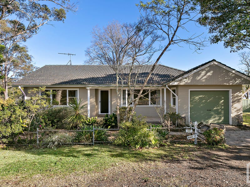 11 Moore Road, Springwood, NSW 2777 - Property Details