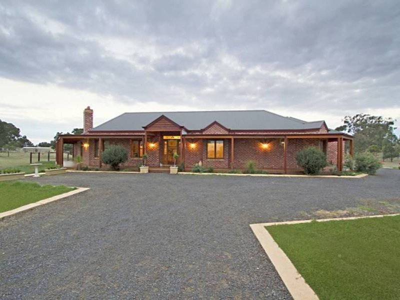 36 Strathtulloh Circuit, Strathtulloh, VIC 3338 - realestate.com.au