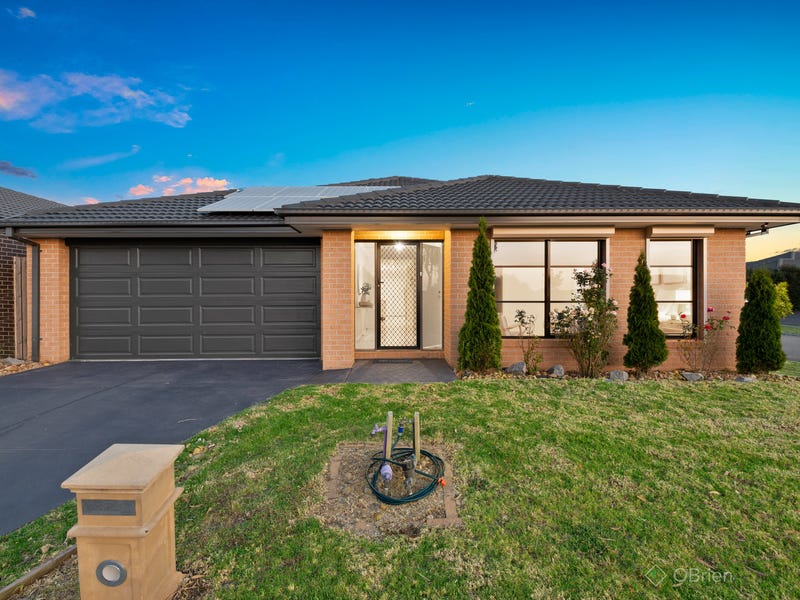 21 Red Poll Road, Cranbourne West, VIC 3977 - realestate.com.au