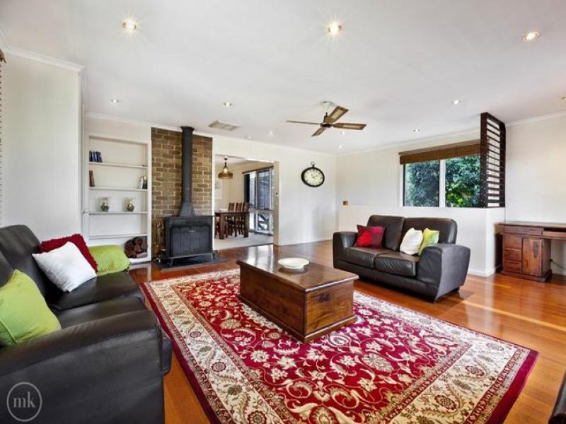 62 Livingstone Road, Eltham, VIC 3095 - realestate.com.au