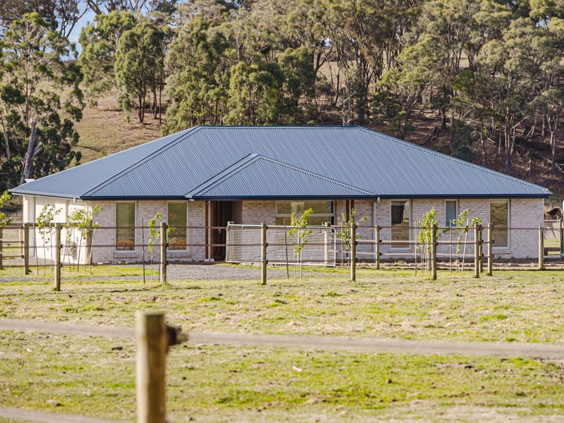 1082 Old Melbourne Road, Ballan, Vic 3342 - Property Details