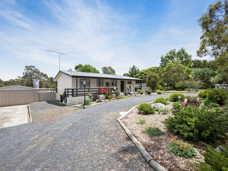 9 Bourke Street, Pyalong, Vic 3521 - Property Details