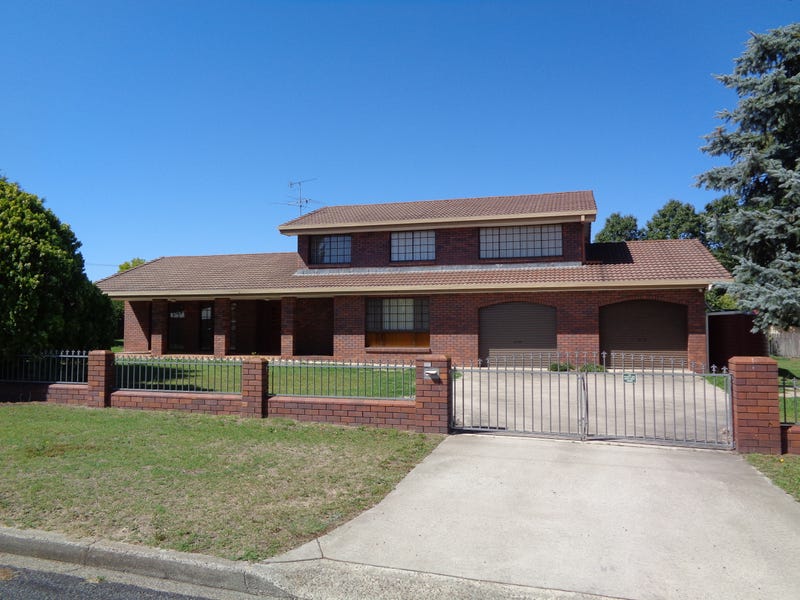 3 Harris Street, Stanthorpe, QLD 4380 - realestate.com.au