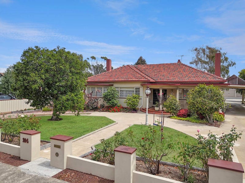 104 Bree Road, Hamilton, Vic 3300 - Property Details