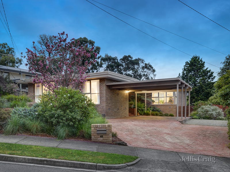 1 Tahlee Place, Montmorency, Vic 3094 - Property Details