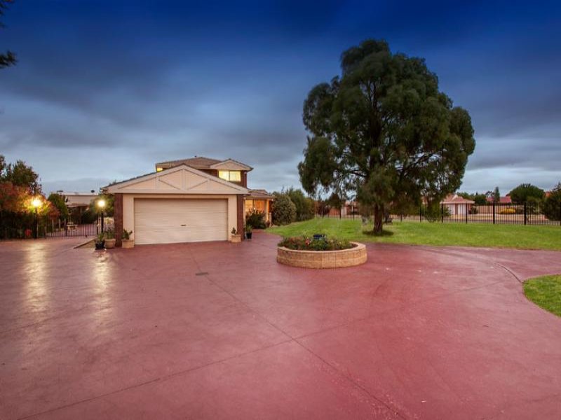 26 Springbank Way, Brookfield, Vic 3338 - Property Details