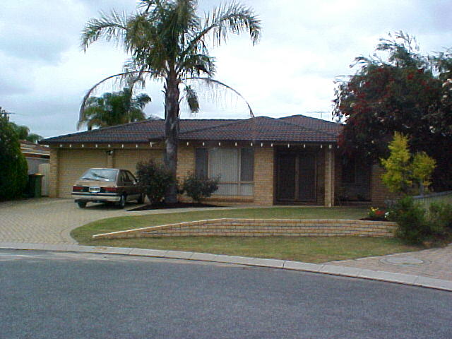 14 Dampier Court, Thornlie, WA 6108 - realestate.com.au