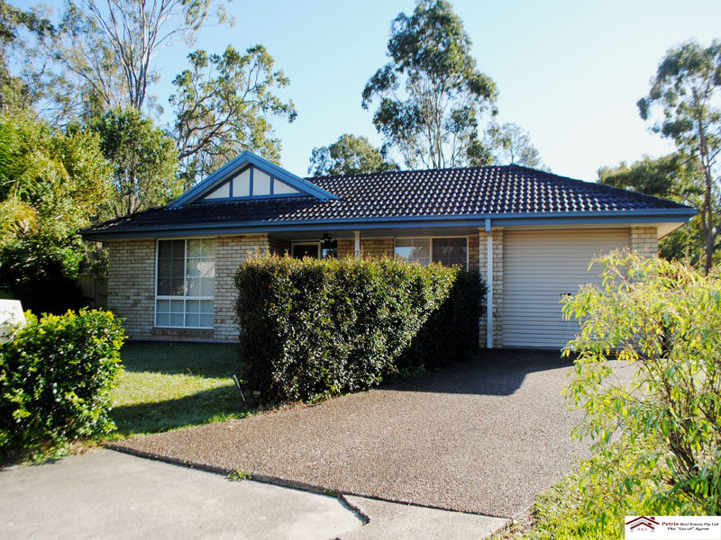 7 Kulara Place, Petrie, Qld 4502 - Property Details