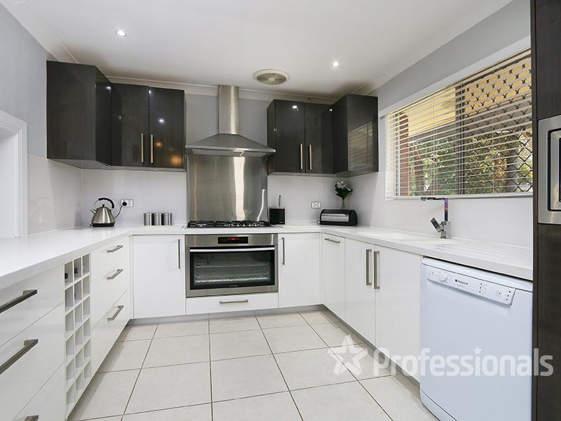 39 Sutherland Drive, Thornlie, WA 6108 - Property Details