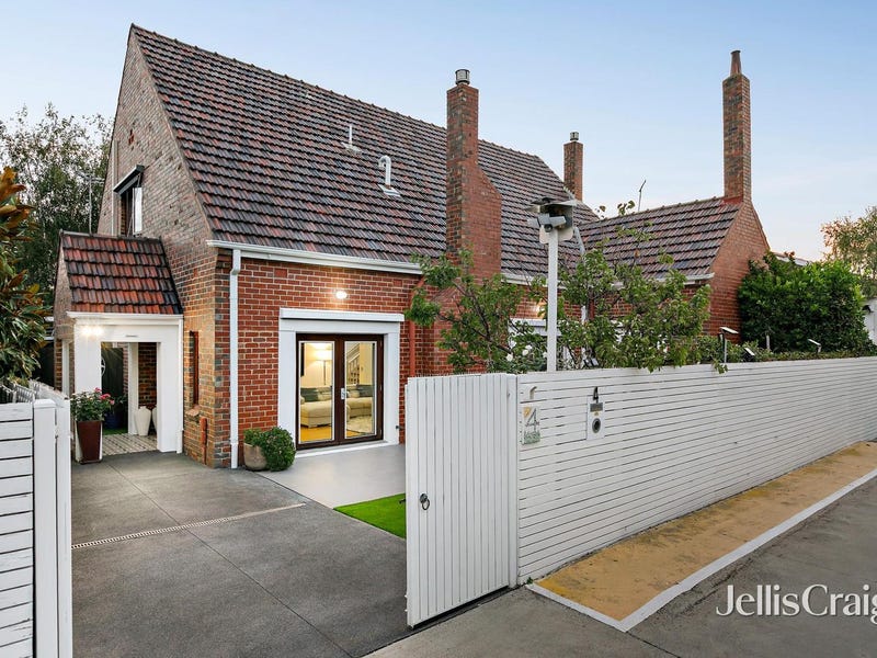 4/131 Charman Road, Beaumaris, Vic 3193 - Property Details
