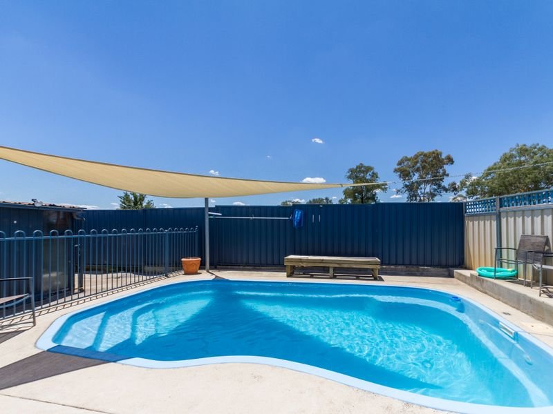 14 Baronga Street, Cowra, NSW 2794 - realestate.com.au