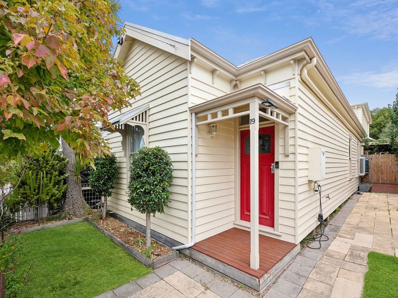 19 George Street, Geelong West, VIC 3218 - realestate.com.au