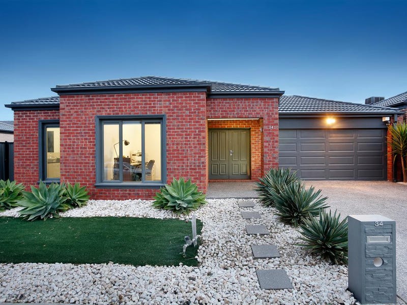 34 Pembroke Crescent, Derrimut, Vic 3026 - Property Details