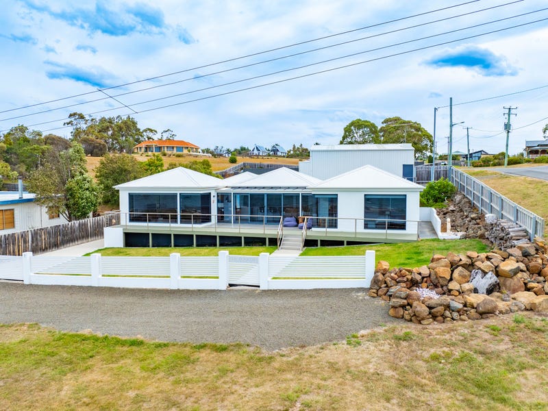1 Old Spring Bay Road, Swansea, Tas 7190 - House for Sale - realestate ...