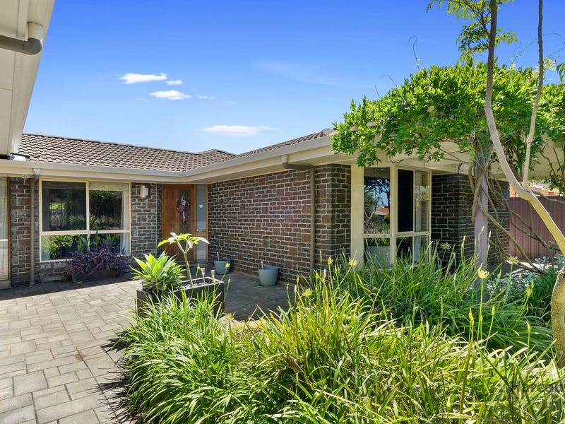 6 Banks Road, Woodcroft, SA 5162 - Property Details