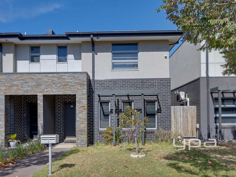 12 Armadale Place, Hillside, Vic 3037 - Property Details