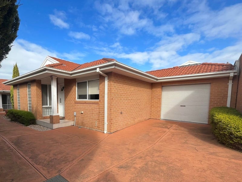 2/8 Willis Place, Delahey, Vic 3037 - Property Details